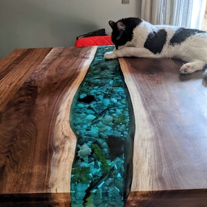 Real 3d Fish Aquatic Epoxy River Table, With Realistic Northern Fish ...