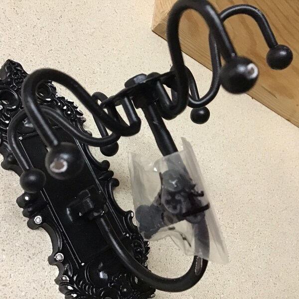 Old World ,cast Iron Towel Holder, Shabby Chic White, Bathroom Decor ...