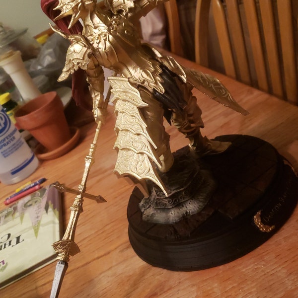 Dragon Slayer Ornstein Statue, Dark Souls Figurines, Dark Souls Boss ...