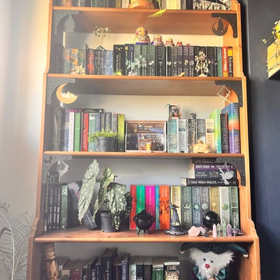 Fantasy Book Shelf Corner Decoration Dragon Flame Crescent Moon ...