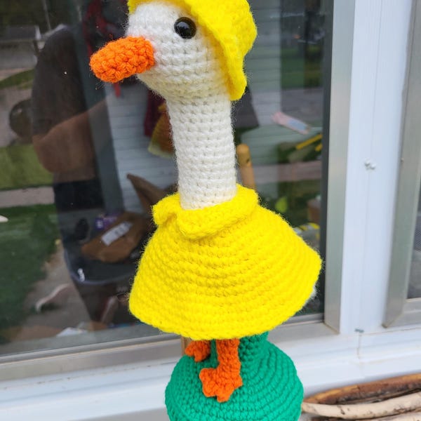 PATTERN ONLY! Crochet Desk Goose PDF Pattern, Bonus: Rain Hat and ...