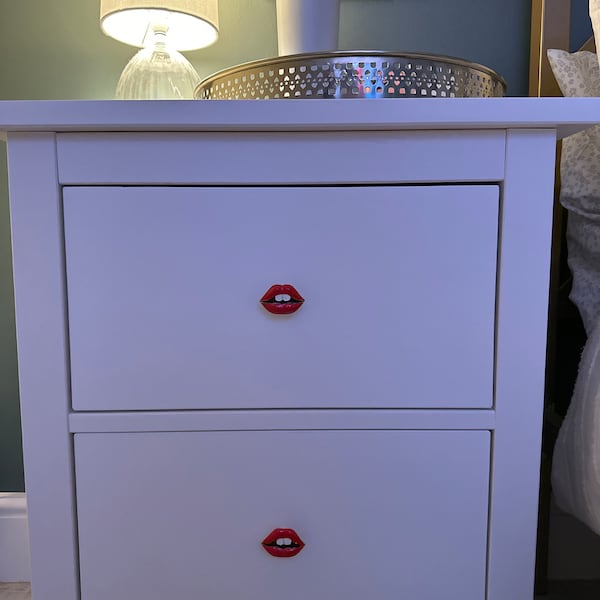 Enamel Red Lips Drawer Knobs / Red Lips Cabinet / Gothic Home Decor ...