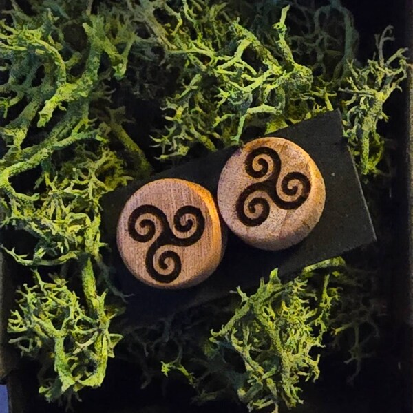 Norse Runes, Elder Futhark Divination Runic Dice, 4 Wooden Dice With ...