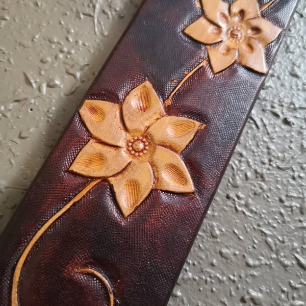 The Lochgelly-style Tawse 22 Inches Long, Lightweight, Flexible, and ...