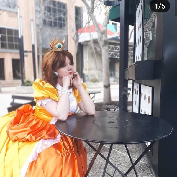 Princess Daisy Cosplay Set (crown, Earrings, Brooch) - Etsy
