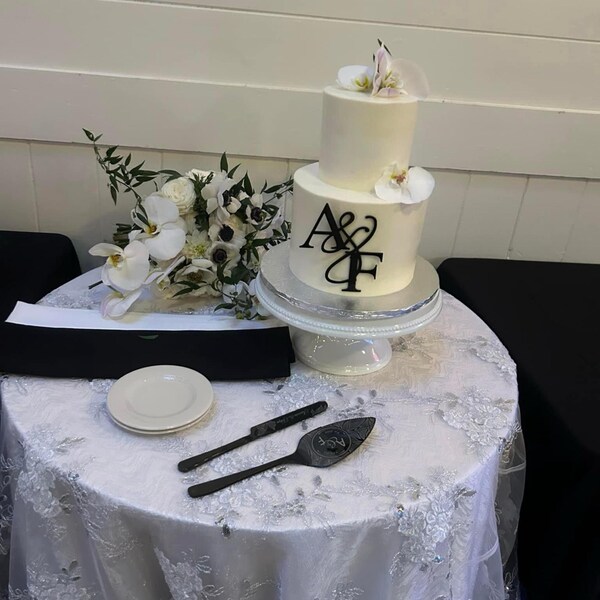 Wedding Initials Cake Charm Topper | Bold Letter Cake Topper | Wedding ...