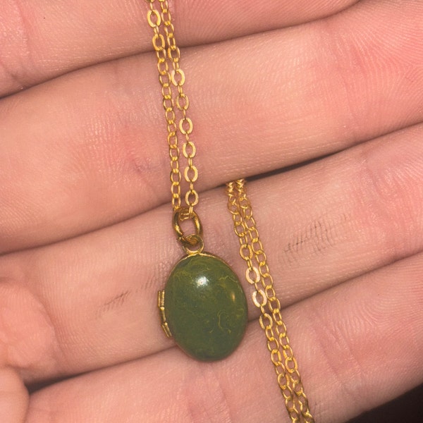 Tiny Green Locket With Photos: Minimalist Moss-like Resin Look - Etsy