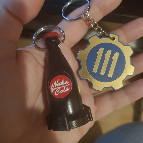 Fallout Keychain - Vault Door Keychain, Post Apocalyptic, Boy Gadget ...