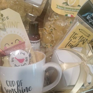 PRINTABLE Just ROLLIN' by to Wish You a Merry Christmas Cinnamon Roll ...