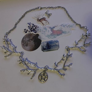 Triquetra Necklace Trinity Necklace Trifecta Necklace Celtic Trinity ...
