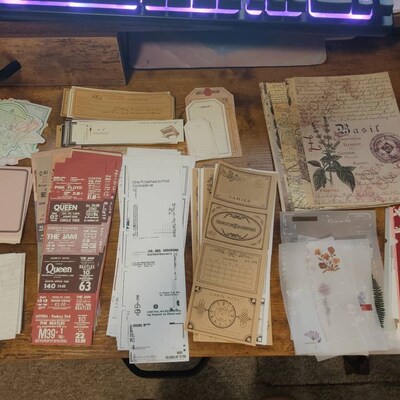 Vintage Stationary Set 40pcs, Stationery, Vintage Handwriting Paper ...