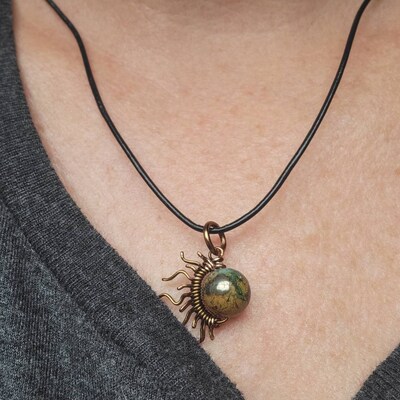 Hematite Sunburst Eclipse 2024 Wire Pendant Silver/steel/copper/bronze ...