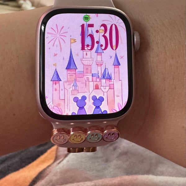 Mickey Mouse Apple Watch Wallpaper, Minnie Mouse Smartwatch Background ...