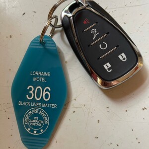 Custom Retro Motel Key Fob YOUR CUSTOM TEXT - Etsy