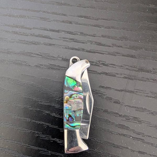 Elegant Pearl Handled Folding Hat Knife - Stylish Fedora/ Cowboy ...