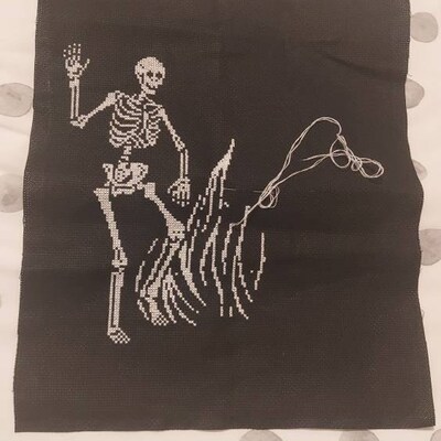Dancing Skeletons Cross Stitch Pattern Horror Gift for Goth X-stitch ...