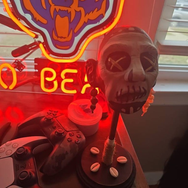 Shrunken Head - Elvis | Tiki Bar Decoration - Etsy