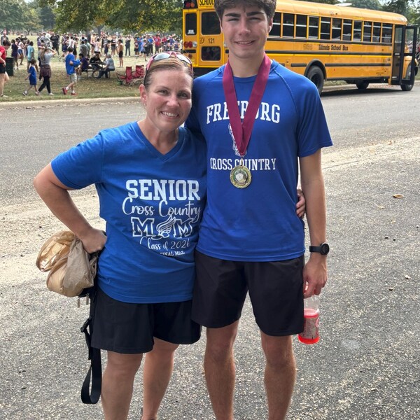 Senior Cross Country Mom PNG & SVG, Class of 2026, Final Mile, Senior ...