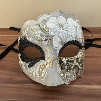 Elegant Eye Masks With Silver and Golden Decorations Hand-painted ...