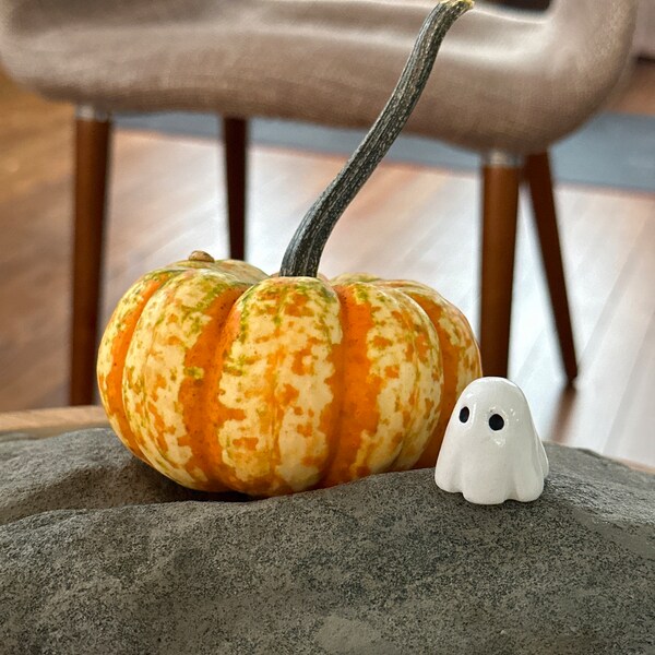 Tiny Clay Ghost Figure - Etsy