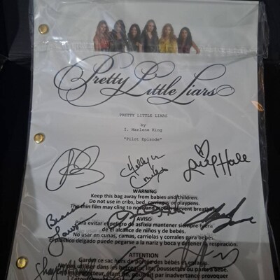 The Outsiders Movie Autographed Signed Movie Script Reprint Full ...