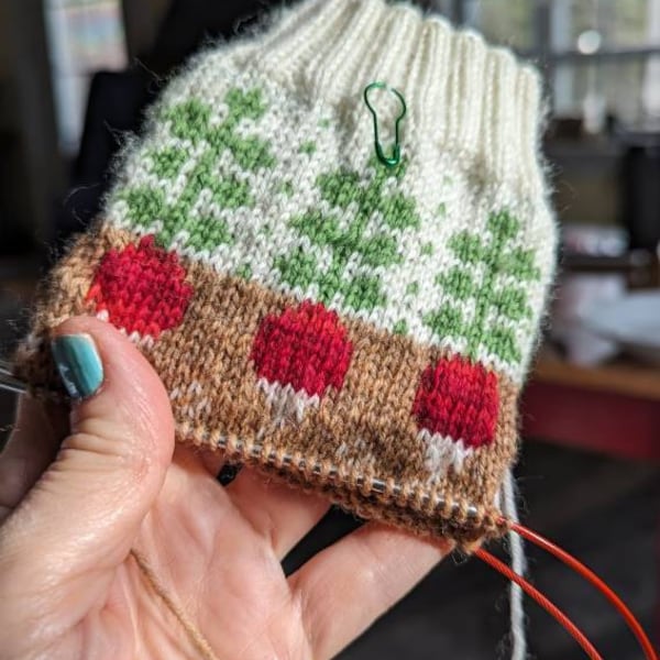 DIGITAL ITEM Rad Radish Socks Knitting Instructions - Etsy