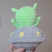 Weebee the Space Invader No Sew Crochet Pattern - Etsy Canada
