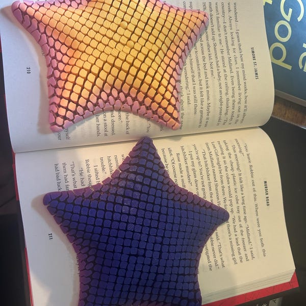 Pickle Fidget Desk Toy - Cute Articulating Mystery Pack - Stress Relief ...