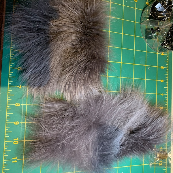 Stripes of Arctic Fox Fur Are Beige With Black Splashes Scrap Fur Fox ...