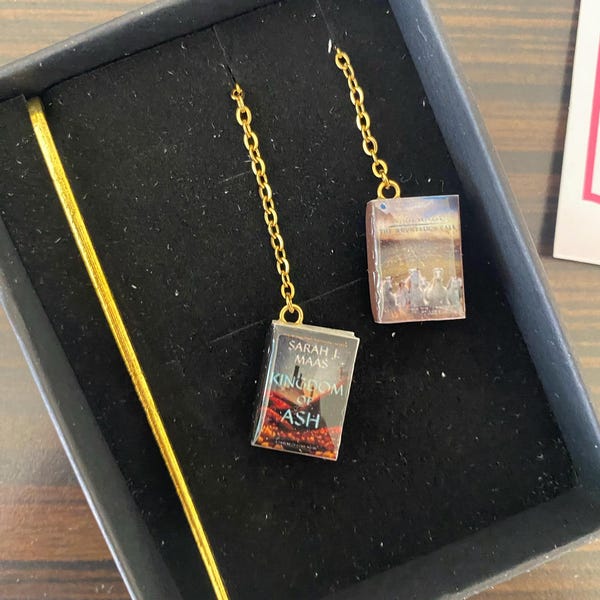 Bookmark - Custom Made Book Charm Bookmark - Etsy