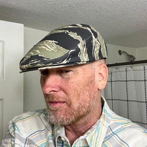 Holiday Christmas Holly Plaid Print Cotton Jeff Cap, Ivy Cap, Driving ...