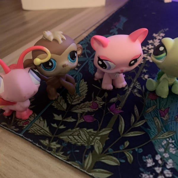 Authentic Littlest Pet Shop LPS Lot | LPS Bundle of 30+ Pets | - Etsy