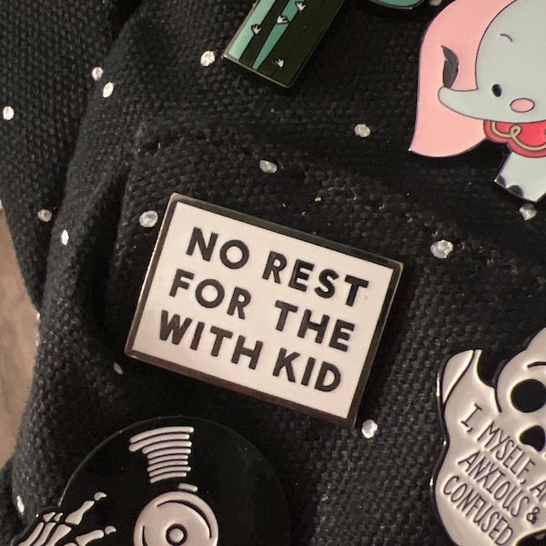 Mum Enamel Pin - Gift for Mum - Pins for Moms - Enamel Pin - Flair ...