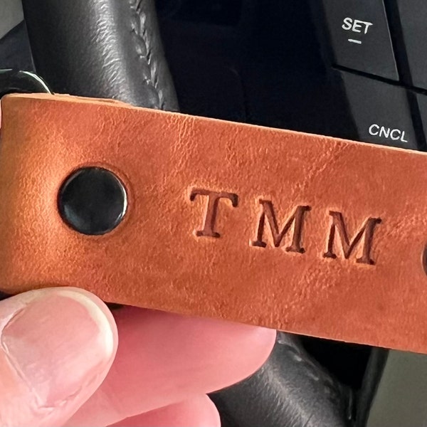 Leather Clip Keychain, Handmade Leather Keychain, EDC Keychain, Premium ...