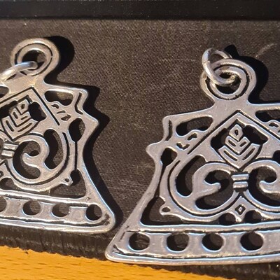 Celtic Omega Fibula With Bronze Knot Pattern Nordic Horseshoe Fibula ...