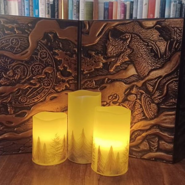 DND Decor - 7 Piece Wooden Dice Outline Wall Decoration - Dungeons and ...