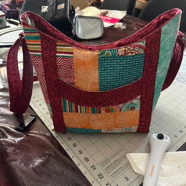 Concealed Carry Sewing Pattern, CC Purse Pattern, Miss Parker CC ...