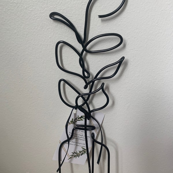 Wire Flowers in Vase Art - Handmade Wire Art | Metal Flowers, Botanical ...