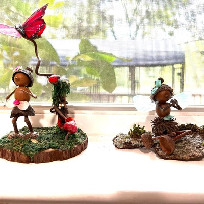 Oakie Acorn Elf Couple Sitting on a Log, Talking. A Figurine That Would ...
