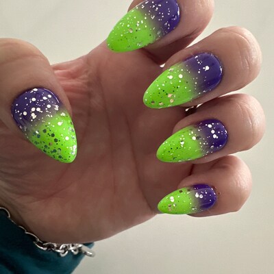 Dark Purple Gothic Press on Nails Custom Shape / Size Matte Black Glue ...