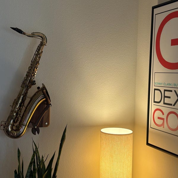 The Wall Hanger - Saxophone Wall Stand - Gift for Saxophonist Player ...