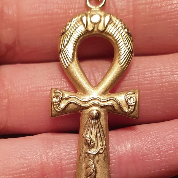18k Gold Akhenaton Ankh Pendant: Handmade Egyptian Key of Life Brought ...