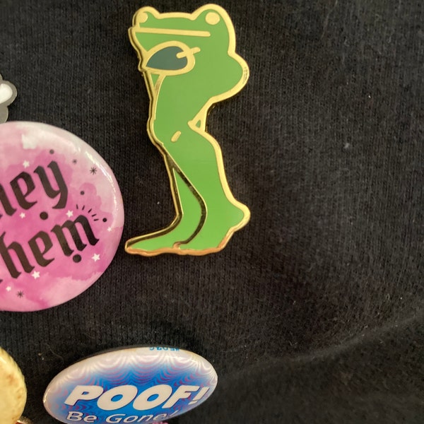 Leg Day Larry | Buff Muscle Frog Hard Enamel Pin - Etsy