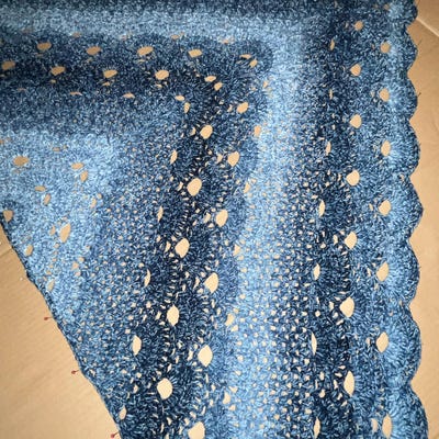 Victoria's German Shells Shawl Pattern / PDF Instant Download / Crochet ...
