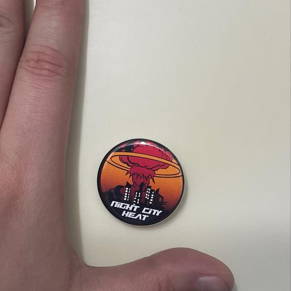 Cosmo Con Button - Etsy