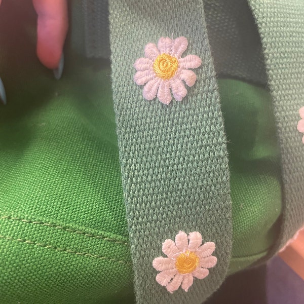 Set of 10 Daisy Flower Sew on Embroidered Patch Appliqués Badge - Etsy