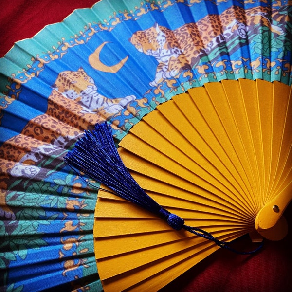 Red Papillon Hand Fan Khu Khu - Etsy