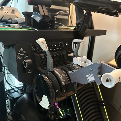 Honeycomb Alpha Yoke, Honeycomb Bravo Throttle and Logitech Panel ...