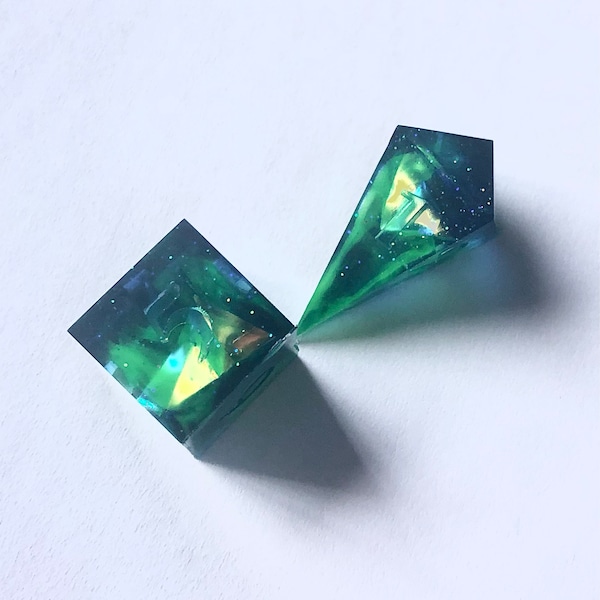 Dichroic GRAPE Mylar Sheet With Holographic, Iridescent Sheen Color ...