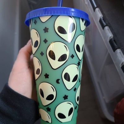 Aliens Sbux Cold Cup No Hole SVG PNG Dxf No Gap Stars Alien Face Outer ...